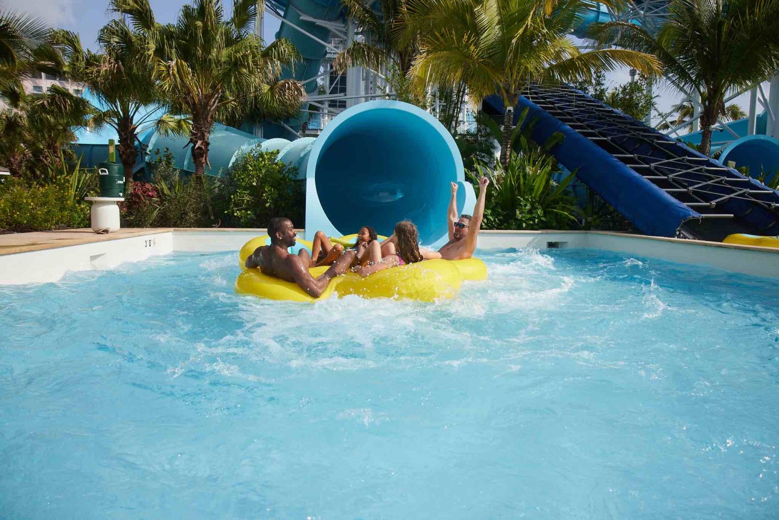 Bahamas Water Park - Best Raft Slides - Cyclone Rush | Baha Bay